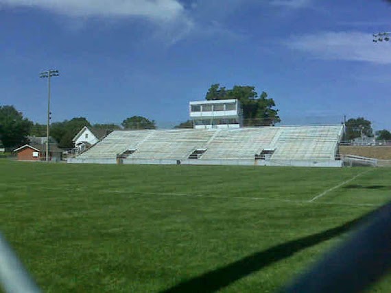 sportcampina: Waterloo (Iowa – SUA) – „Sloan Wallace Stadium”