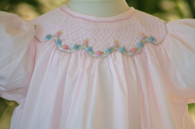 Made by Me. Shared with you.: Technique Tuesday: Machine Smocking