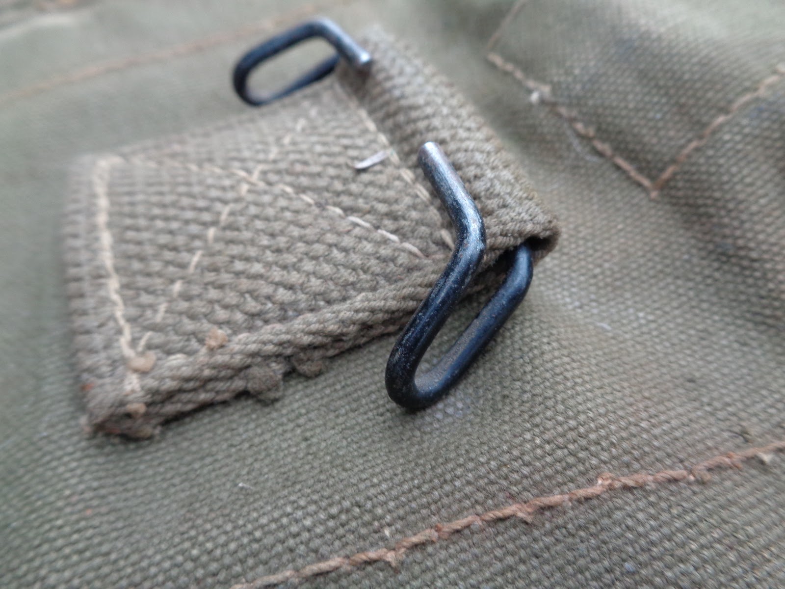 Four Bees: 1943 dated, US M-43 Entrenching Tool - Shovel with First ...