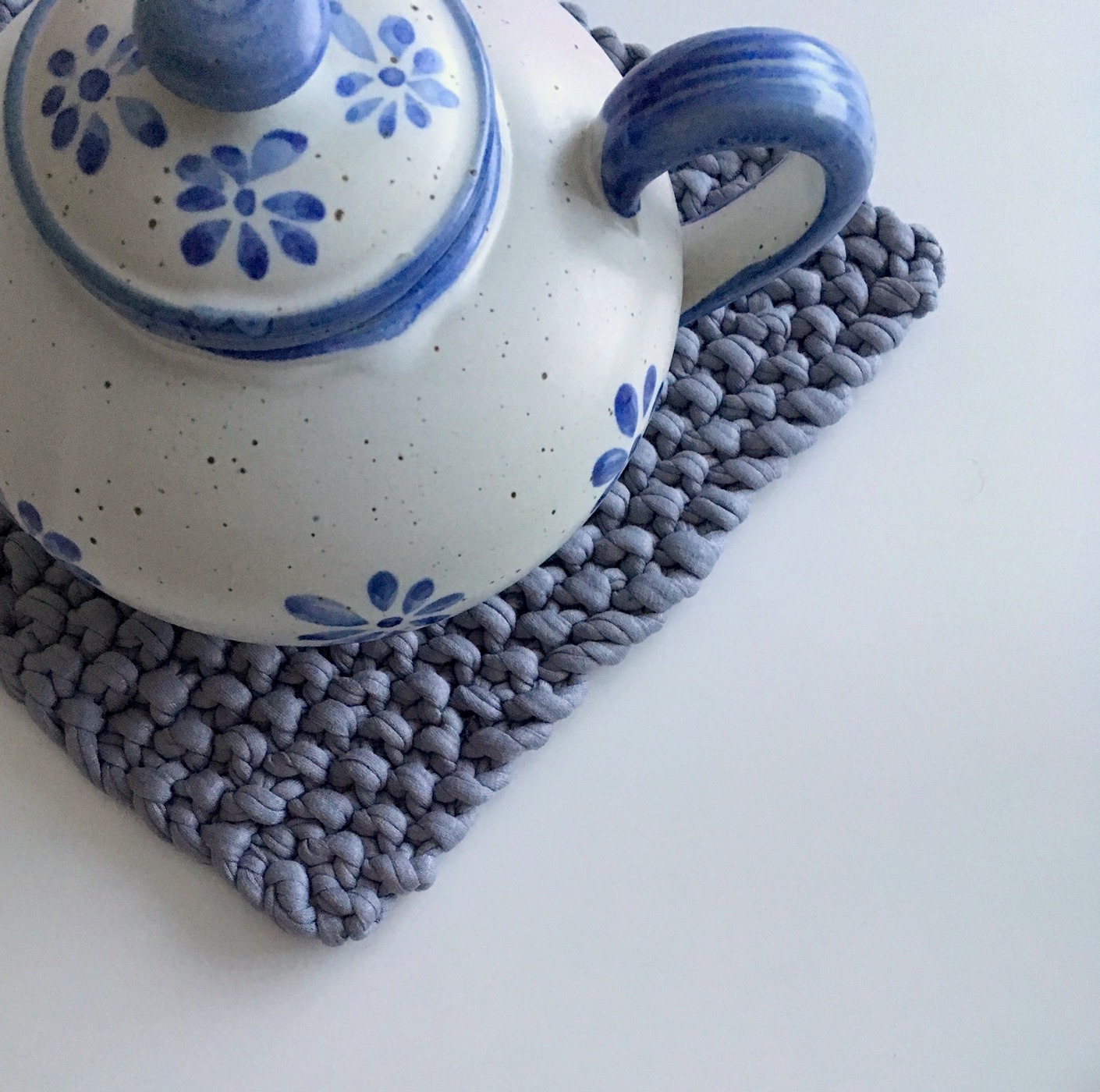 Hand Knitted Things: Moss Stitch Table Mat