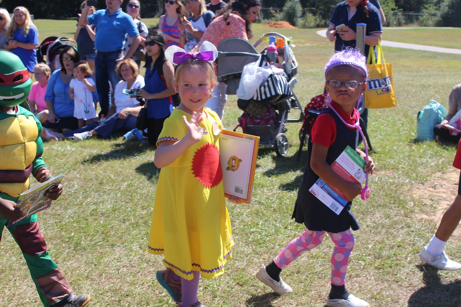 2016 Book Character Parade - Wiley Adventures