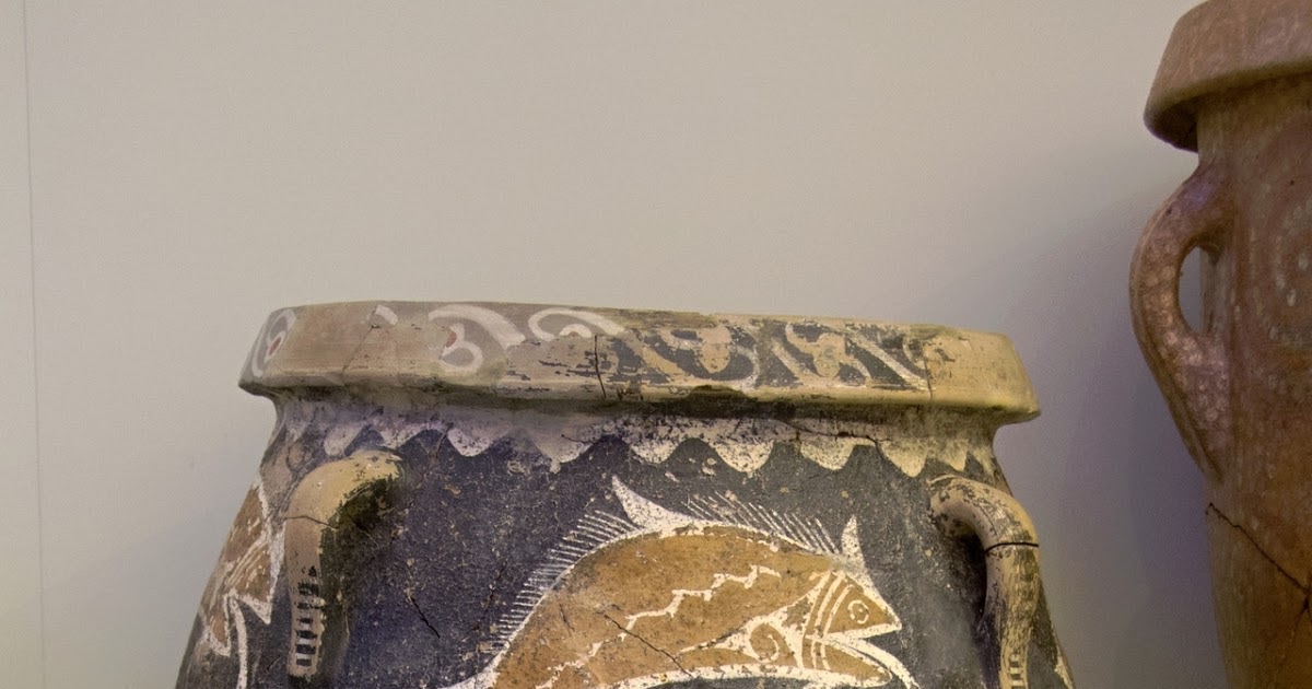 daily timewaster: Small Minoan pithos of the Kamares Ware type ...