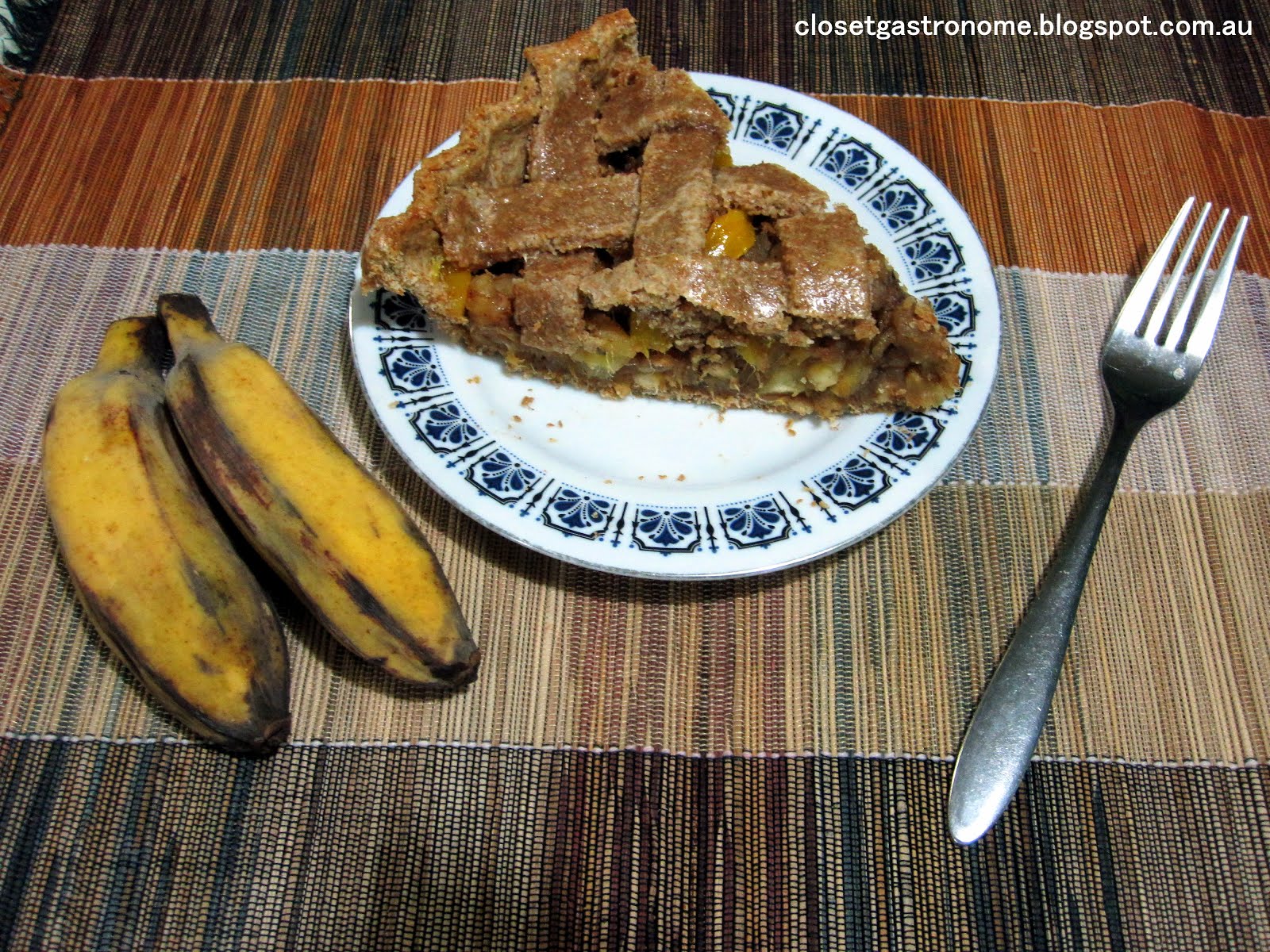 The Closet Gastronome: Saba–Langka Pie / Tarte à la banane–jacquier ...