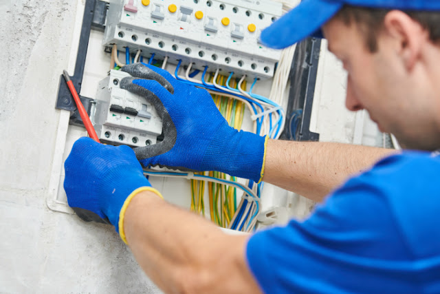 Pros and Cons of Hiring a Local Electrician