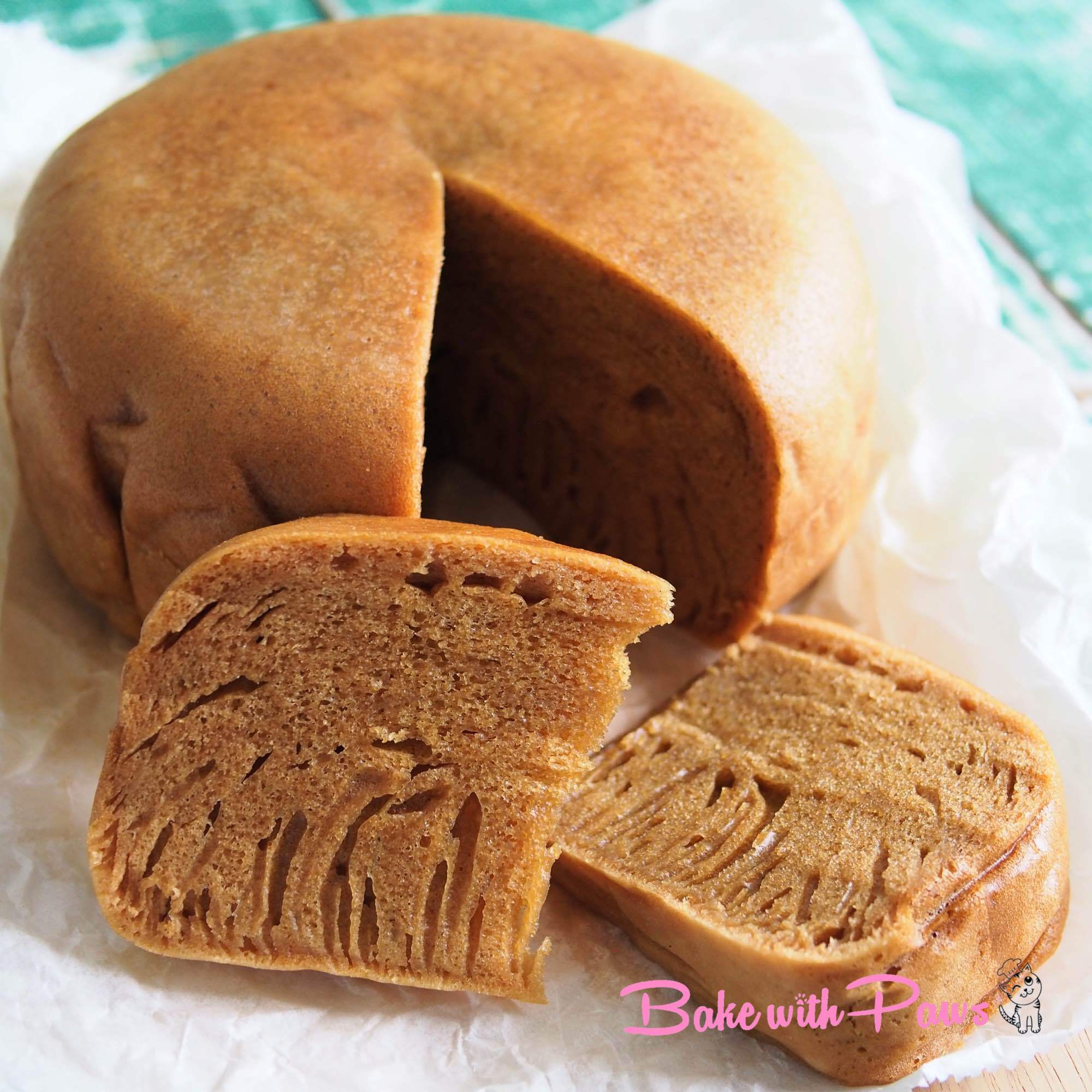 Sourdough Ma Lai Gao (Steamed Sponge Cake) - BAKE WITH PAWS