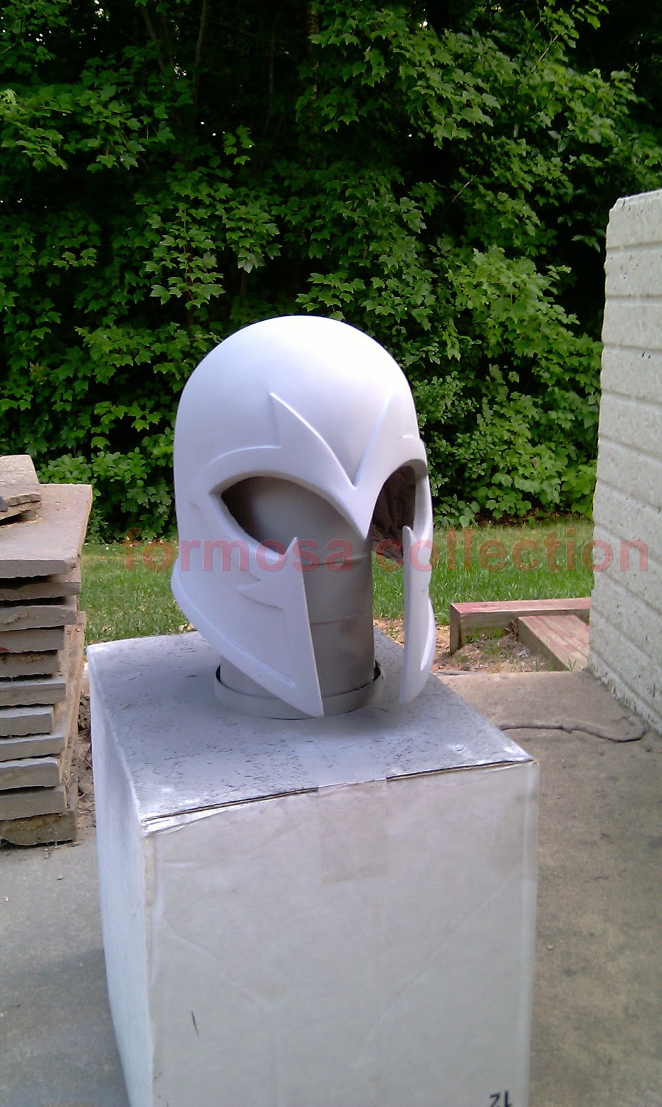 Formosa-Collection: X Men First Class Magneto Helmet build 2