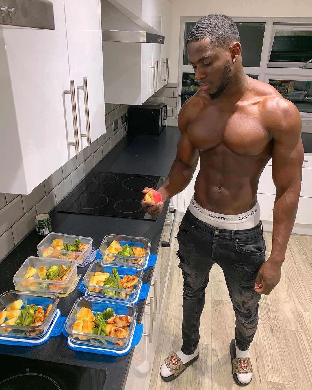 3 Age, Birthday, Date Of Birth : Moses LDN was born on 6 October 1999.