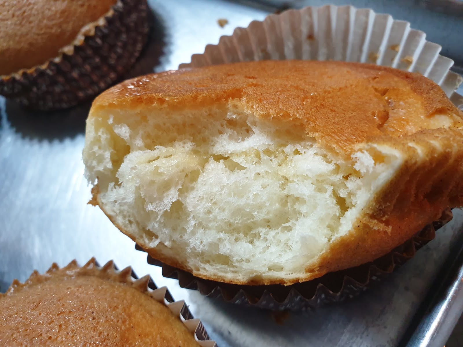 ZULFAZA LOVES COOKING: Mexican bun aka roti boy aka papa roti aka roti kopi