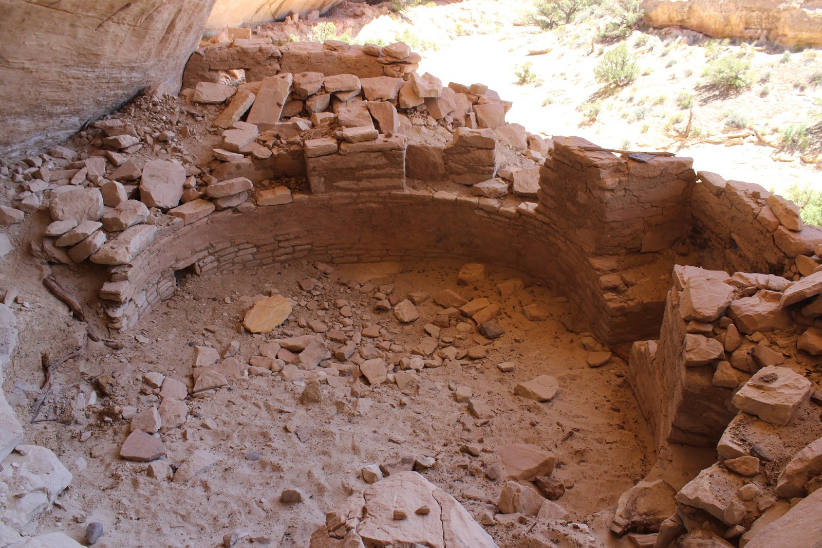 gjhikes.com: Cold Spring Cave