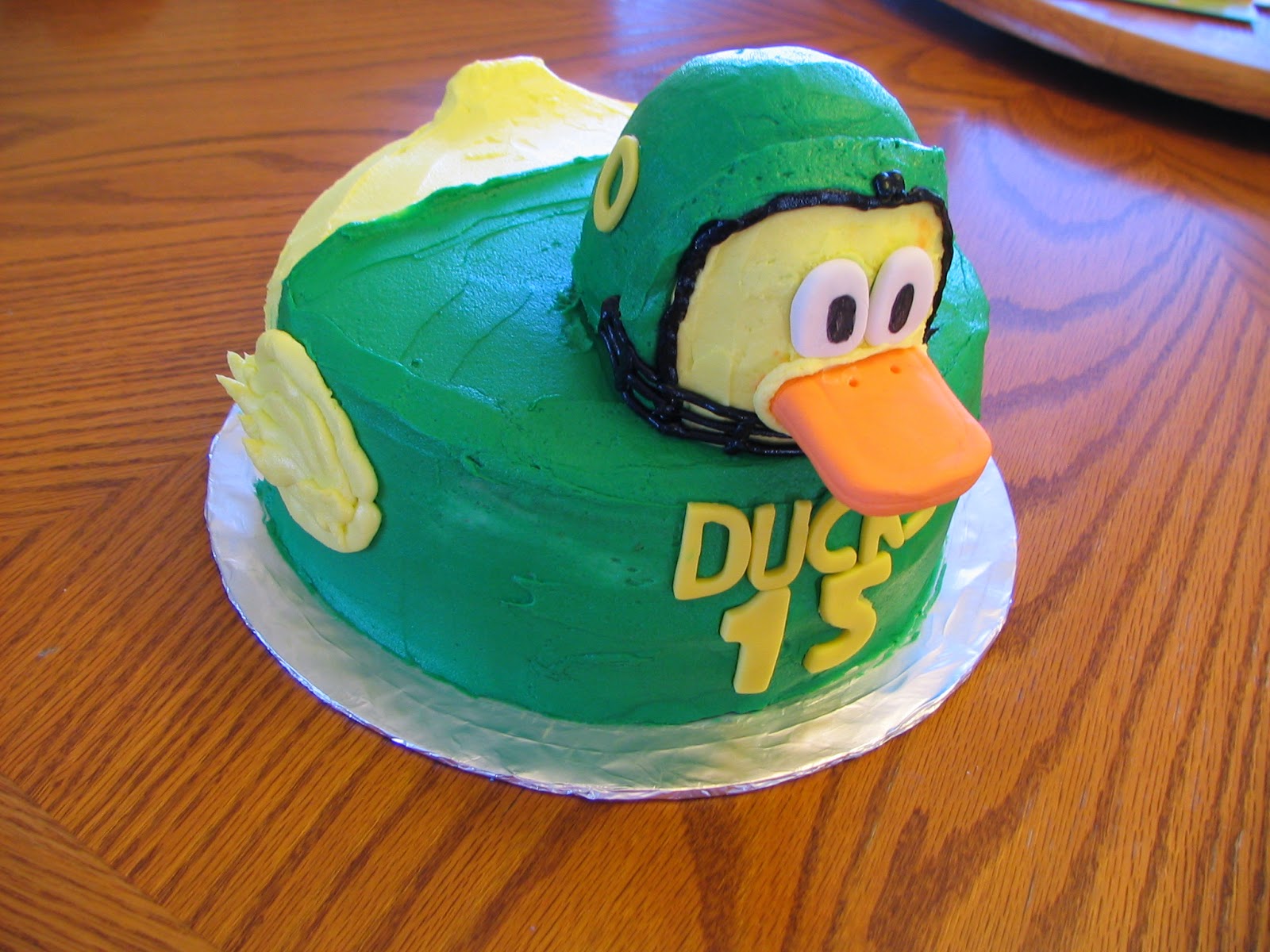 Piped Dreams: Oregon Ducks Cake