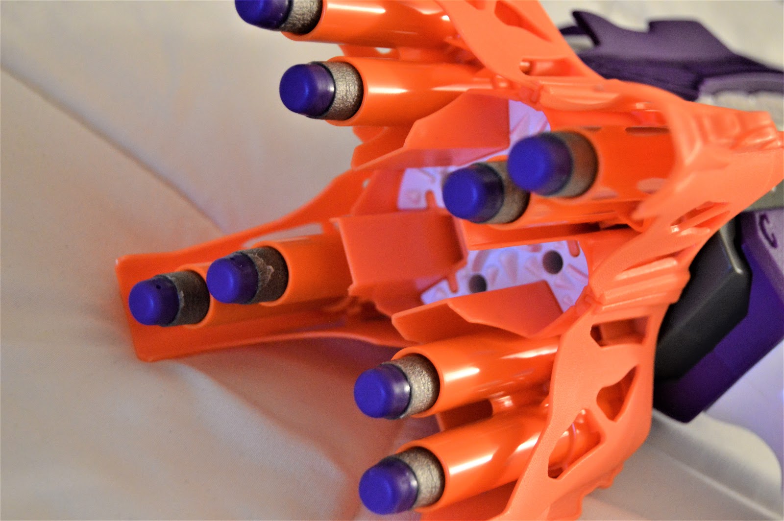 StudioYale: Nerf Alien Menace Ravager Review (6/10)