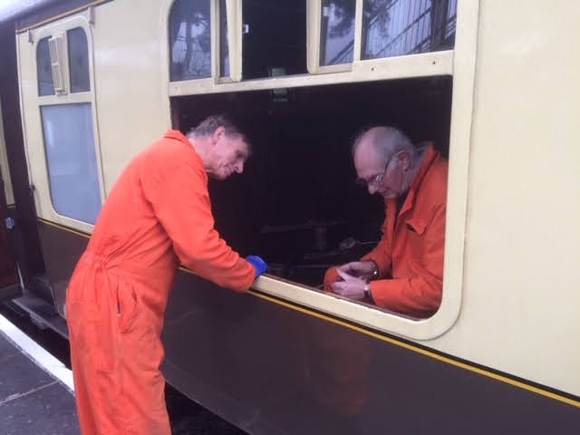 Meet the Teams - The Indoor Gang