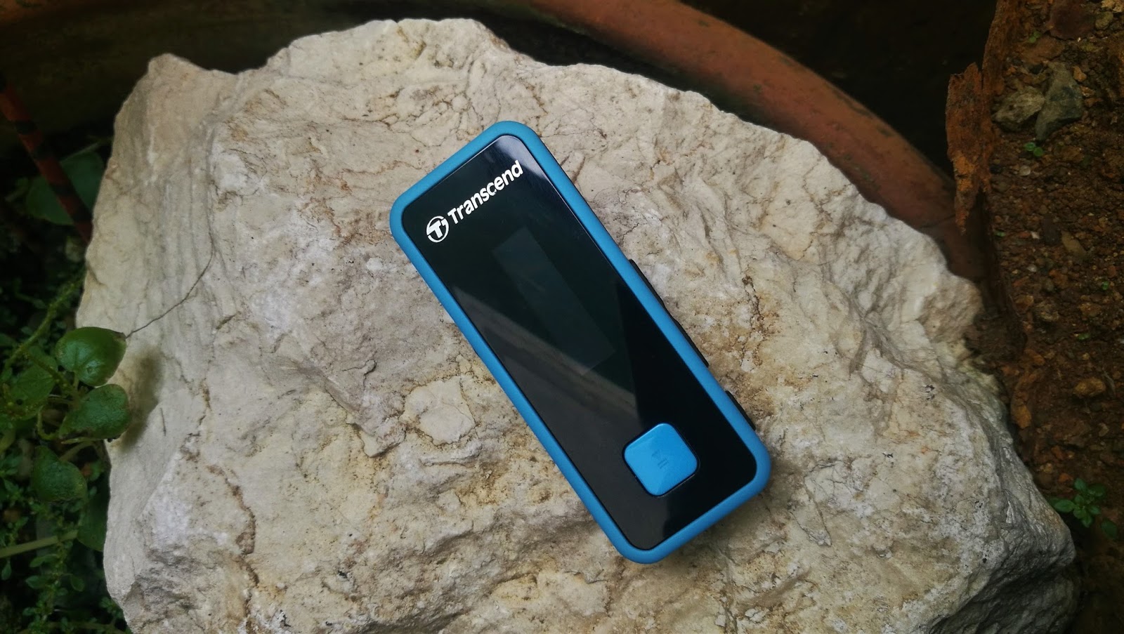 Transcend MP350 Review | HEXMOJO