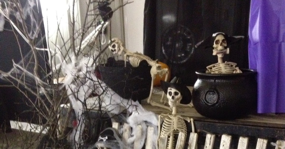 Halloween Social Party Decorations | A Vision to Remember All Things ...