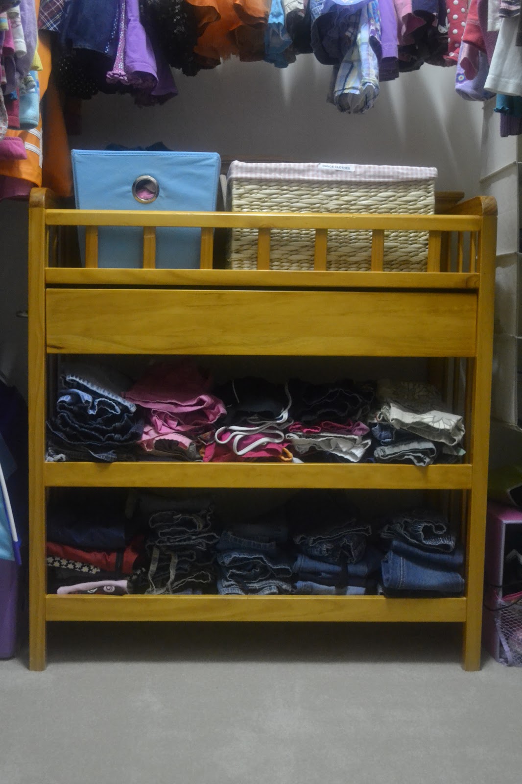 my little smarties: Organizing clothes