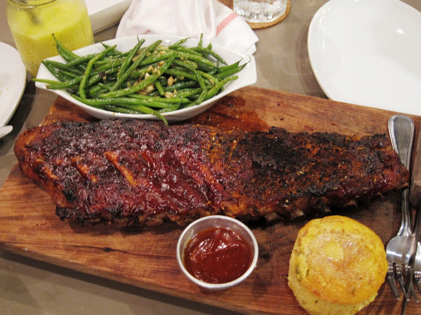 Let's MEAT It Happen Right On 'CUE Modern Barbecue | Glich's Life