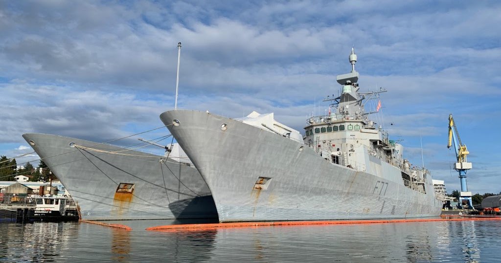 DEFENSE STUDIES: New Zealand’s First Upgraded Frigate Shows off New Mast