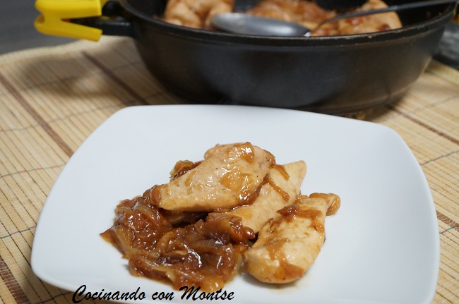 Pollo en salsa con cebolla - Cocinando con Montse