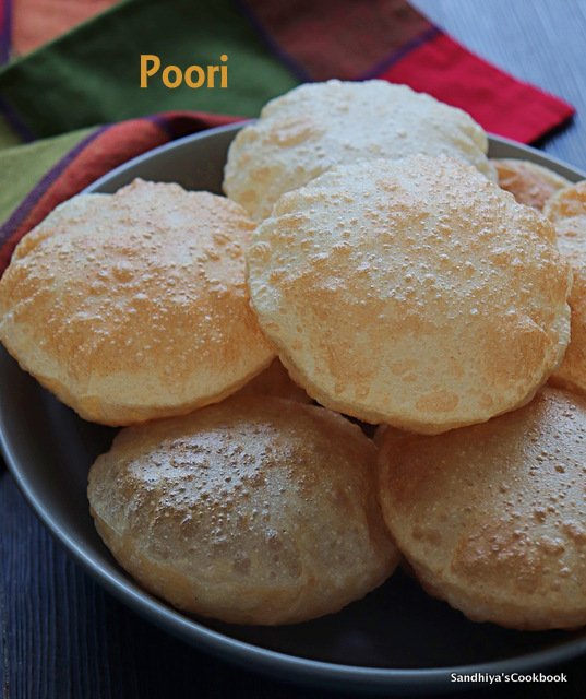 Sandhiya's Cookbook: Poori | How to make Puffed Poori