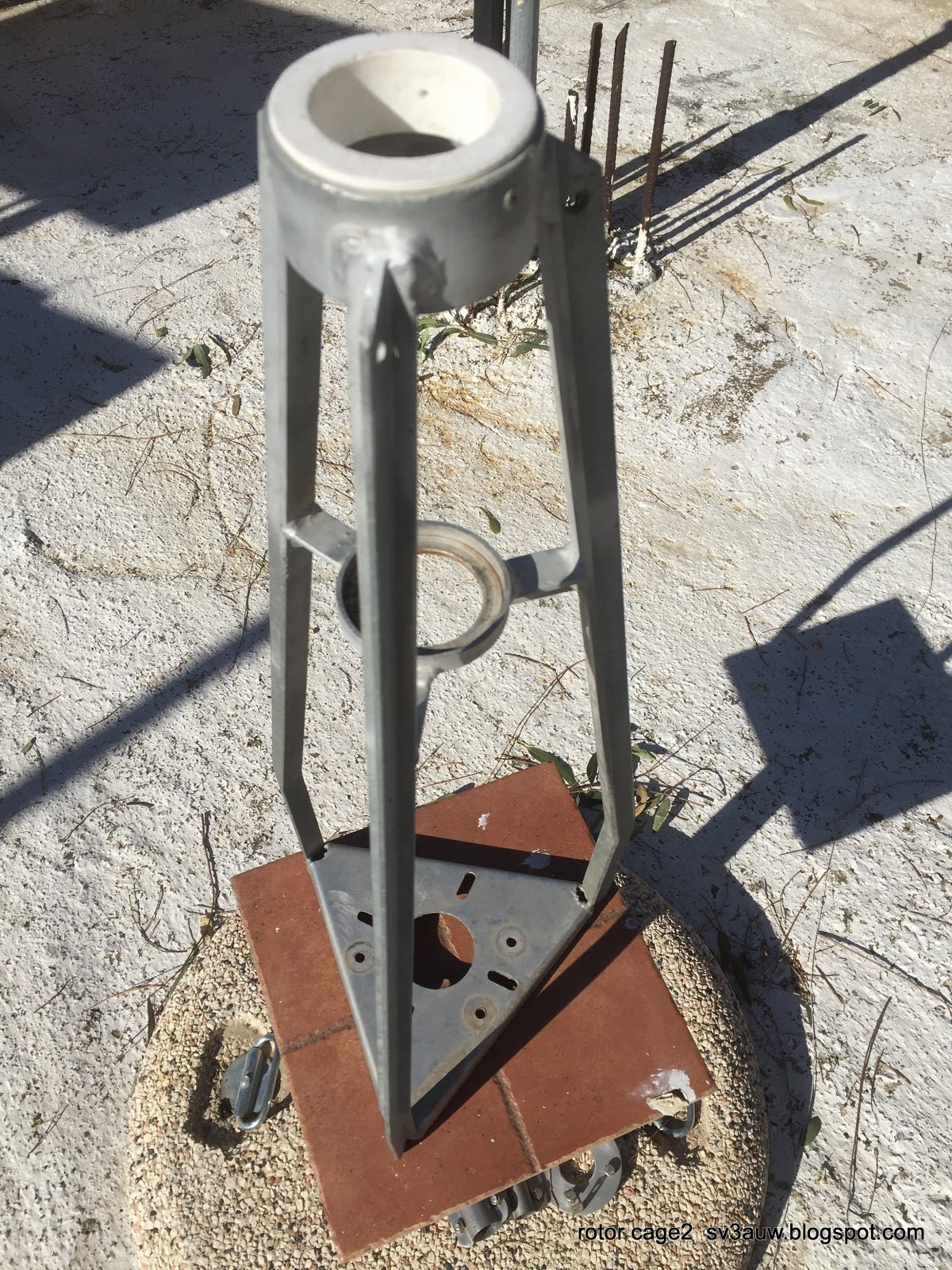 sv3auw: Rotator Cage!