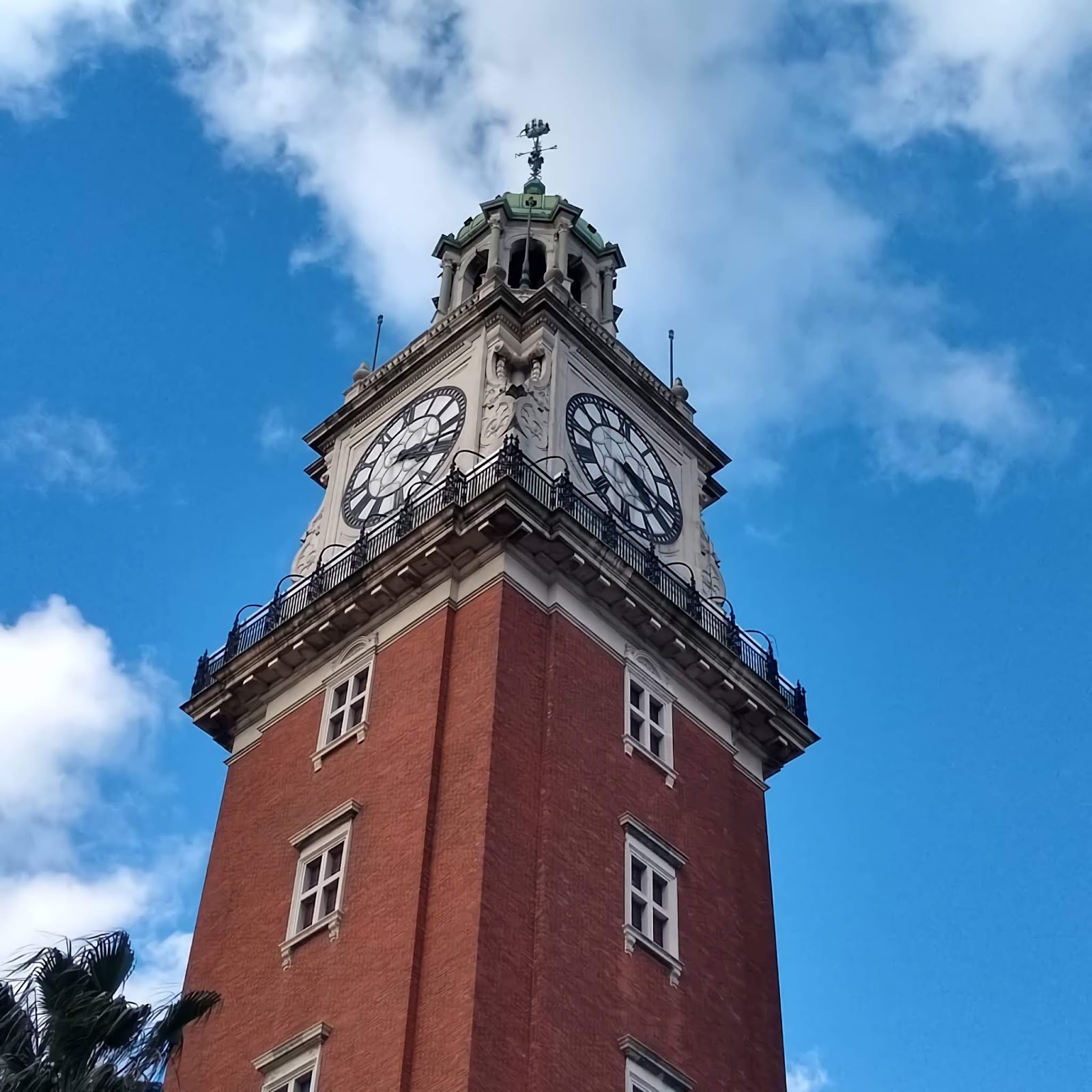 VIAJERO RODANTE: Torre Monumental, Retiro, Buenos Aires