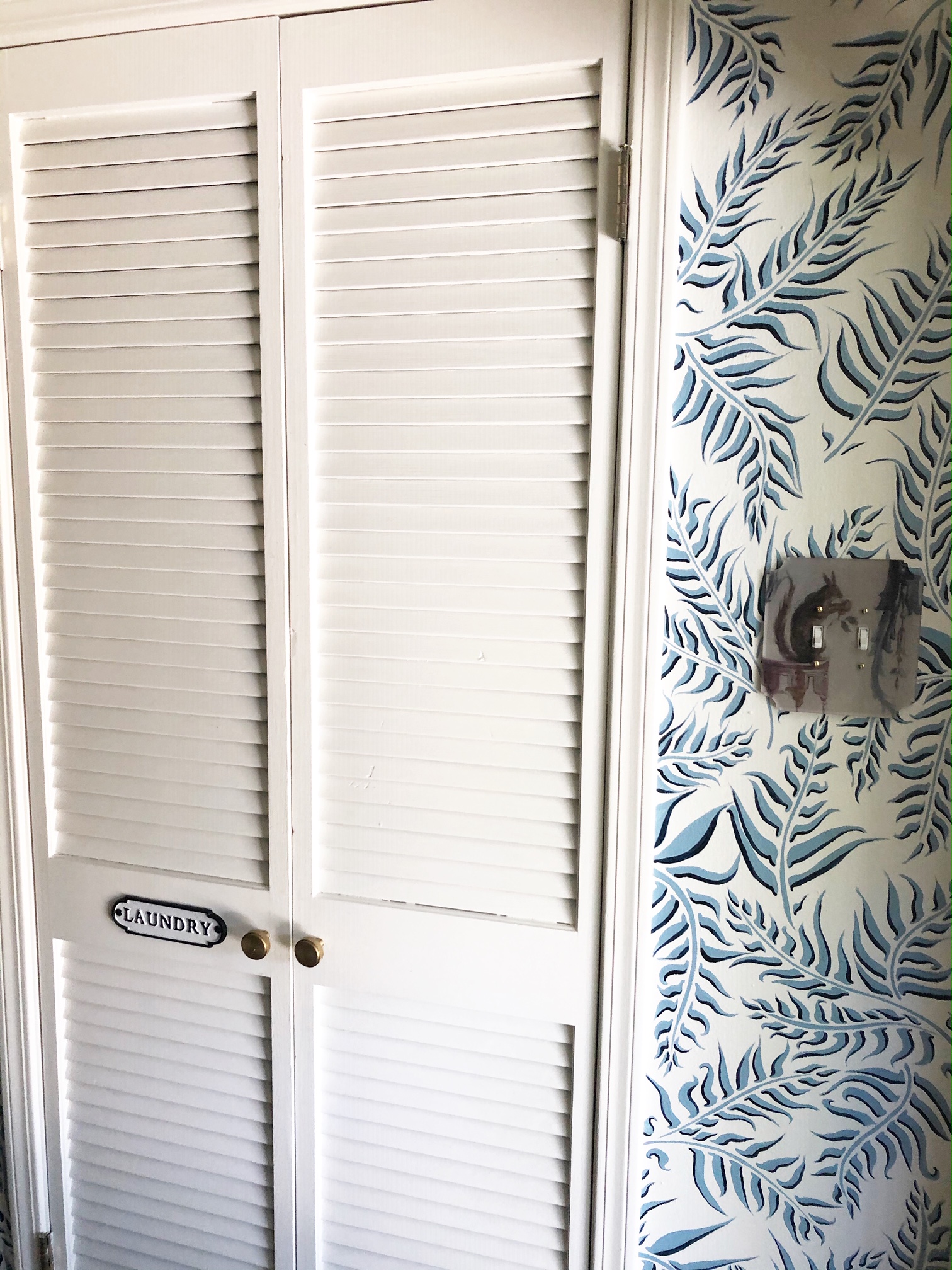 The Uptown Acorn: Hand-Painted Mural {The Completed Project}