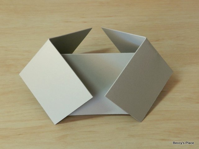 Beccy's Place: Tutorial - Double Diamond Fold Card