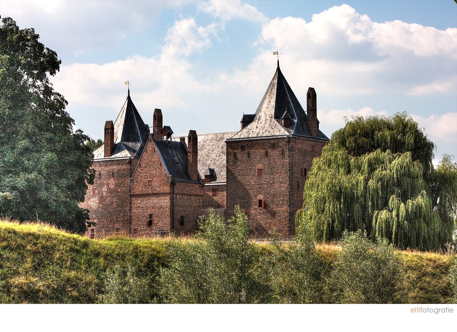 de hdr-wereld van elti: Slot Loevestein