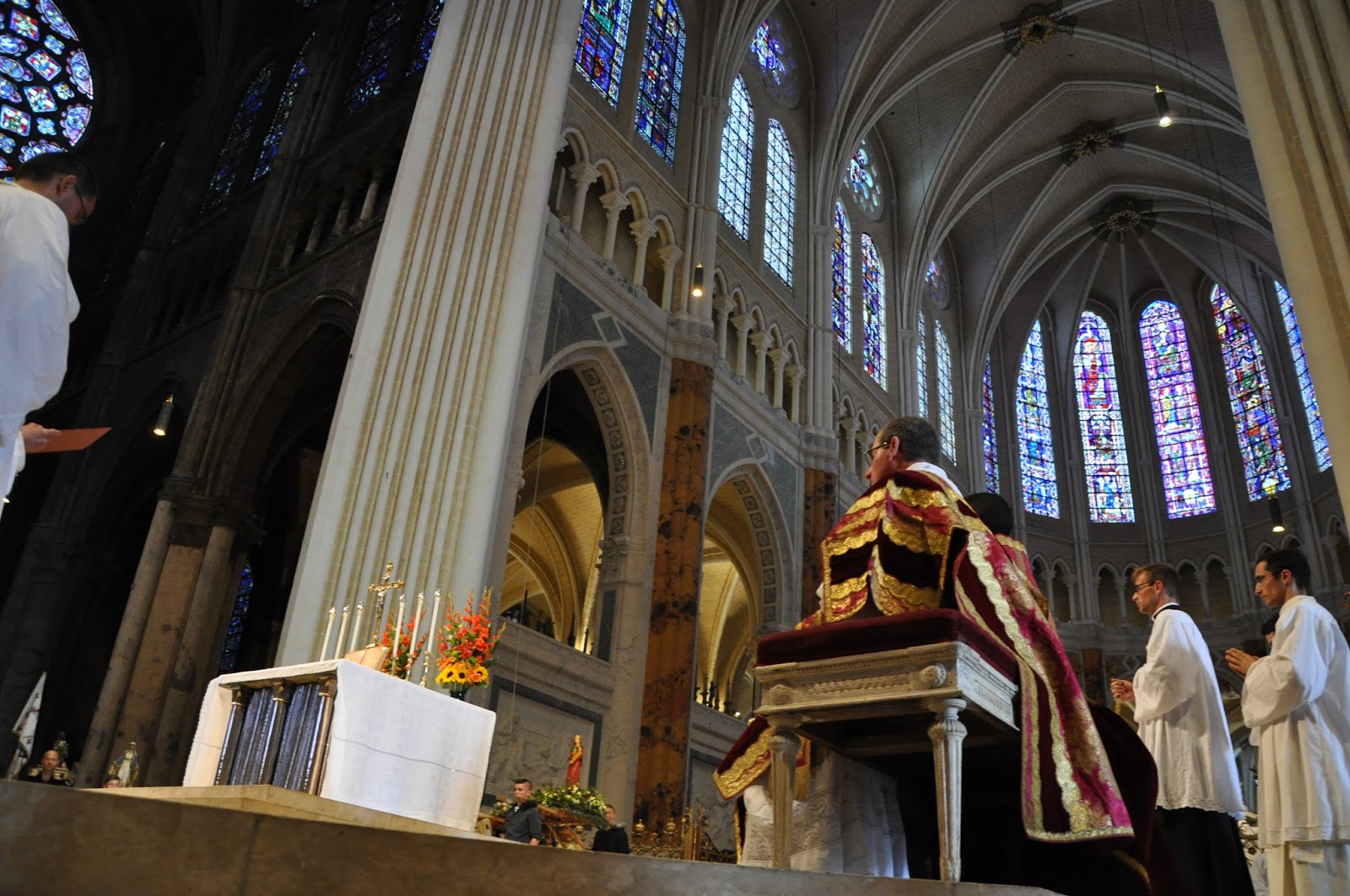 Orbis Catholicus Secundus: Chartres Pilgrimage