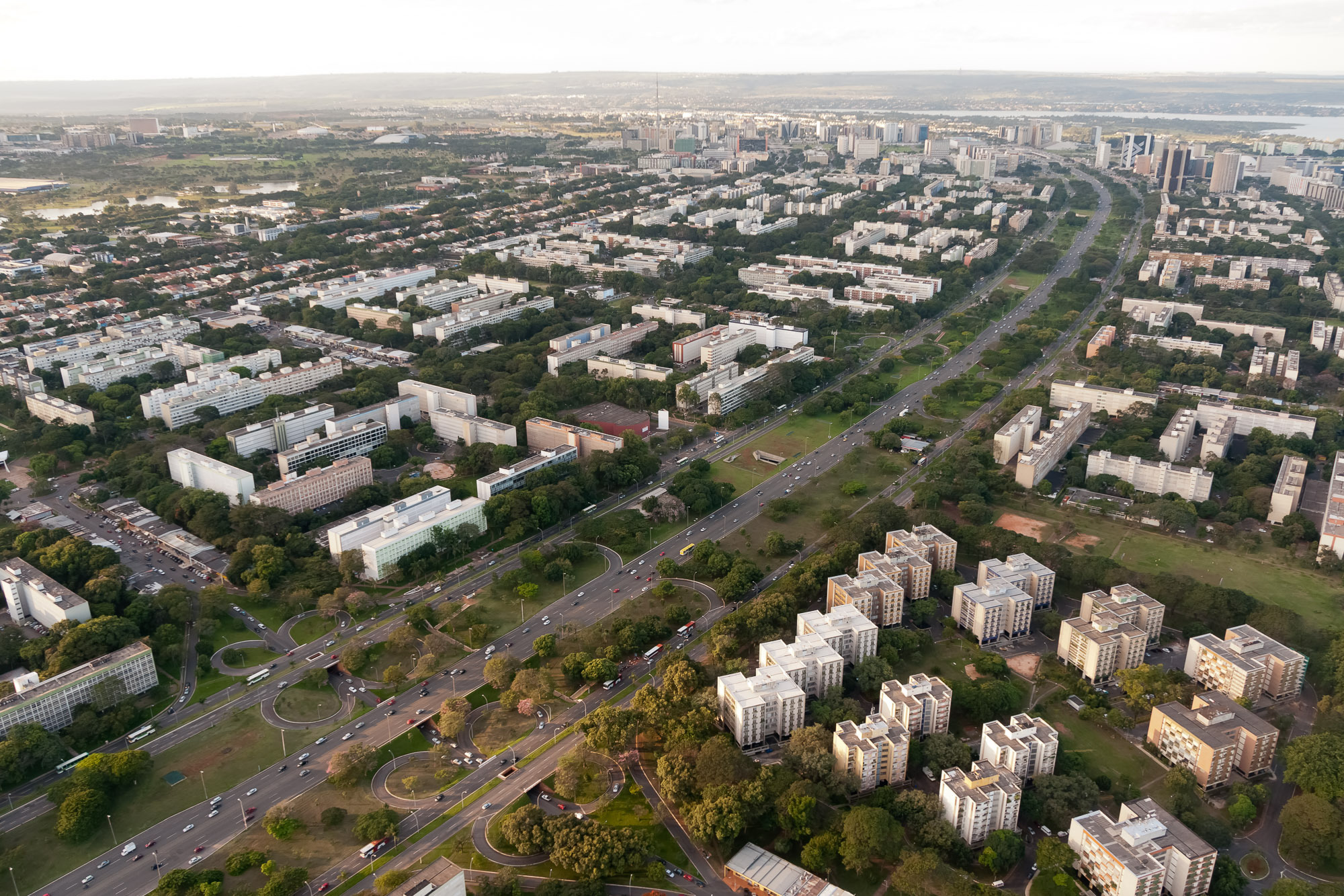 PARALELO AMARELO: O que são cidades lineares?