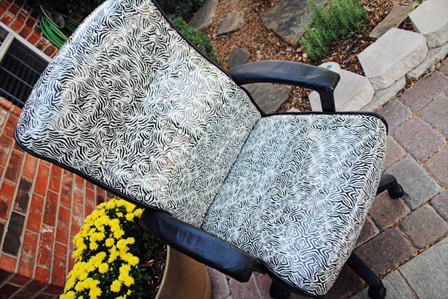 Duck-Taped Office Chair | i should be mopping the floor