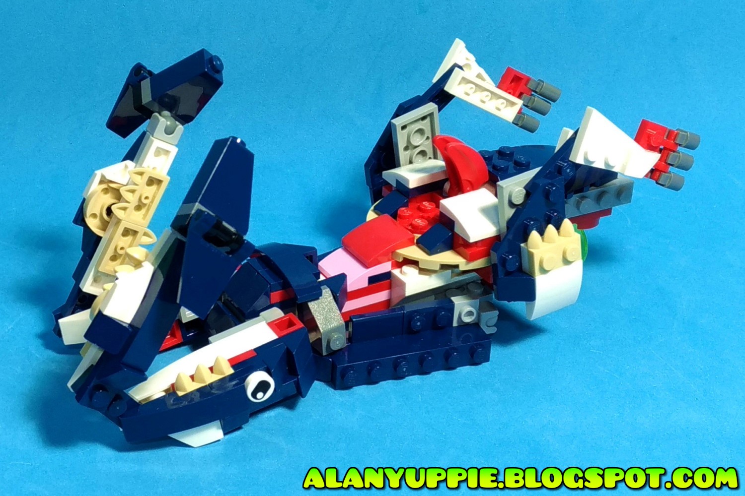Alanyuppie's LEGO Transformers: Video Tutorial: Transformer Speedster ...