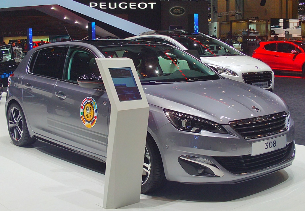 drivingandlife: PEUGEOT 3008 - FOUR LUCKY NUMBERS FOR THE LION