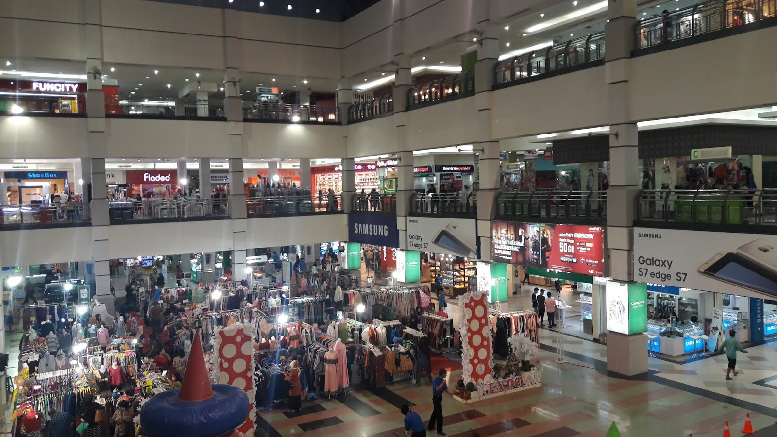 Advertising Indonesia: Profil Mall Palembang Square