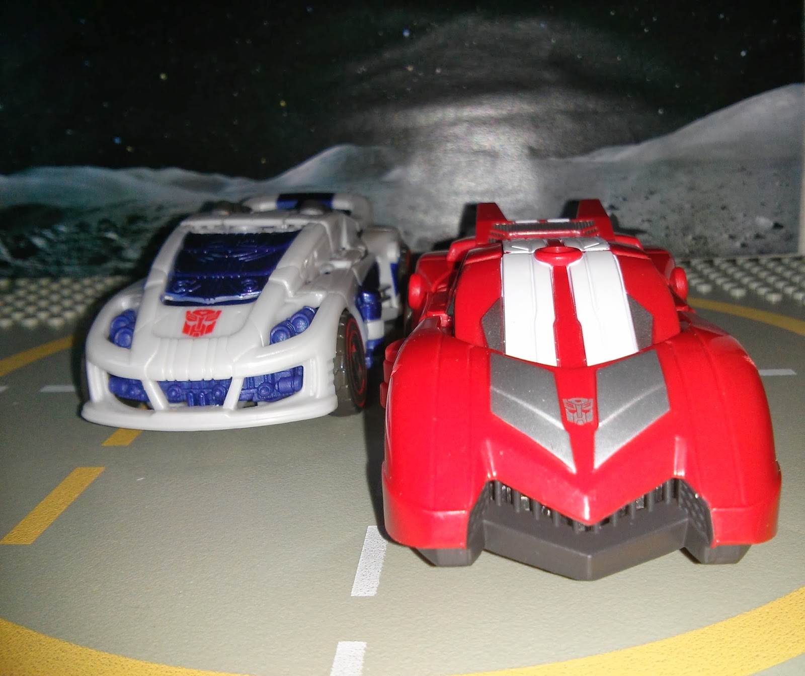 Toybox Soapbox: Generations Fall of Cybertron Jazz and Sideswipe Review