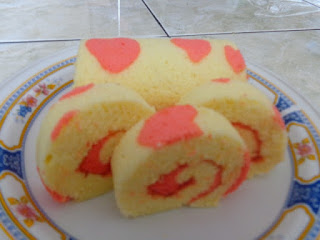 Sarielvok: Roll cake by Junko