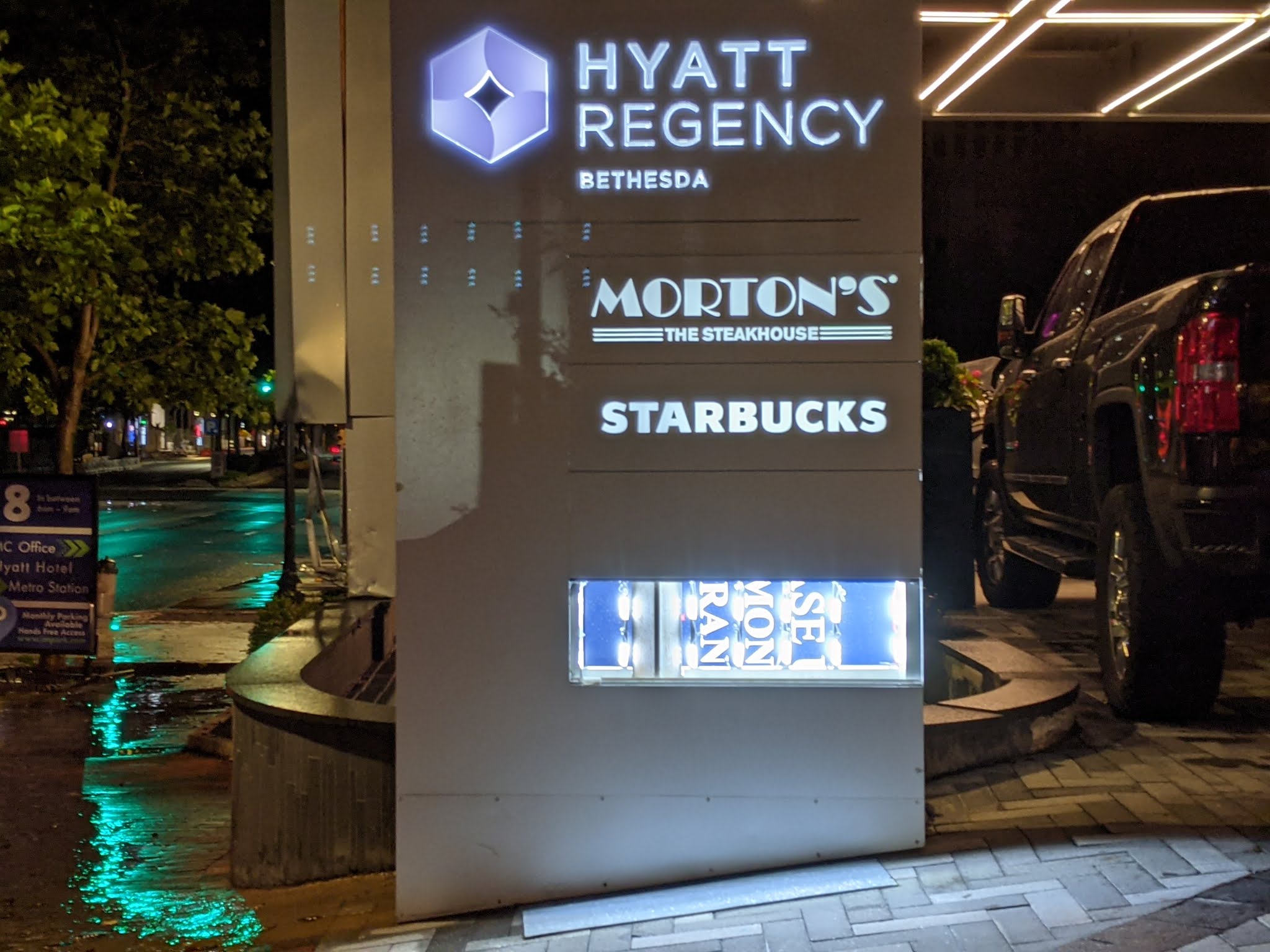 Robert Dyer @ Bethesda Row: Daily Grill permanently closed at Hyatt ...