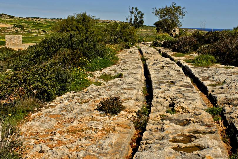 The Mysterious Clapham Junction Cart Tracks Of Malta