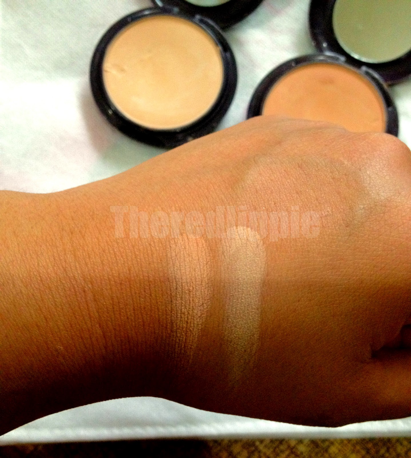 REVISITED | AVON Simple Pretty Dual Powder Foundation SPF 13 - THE RED ...