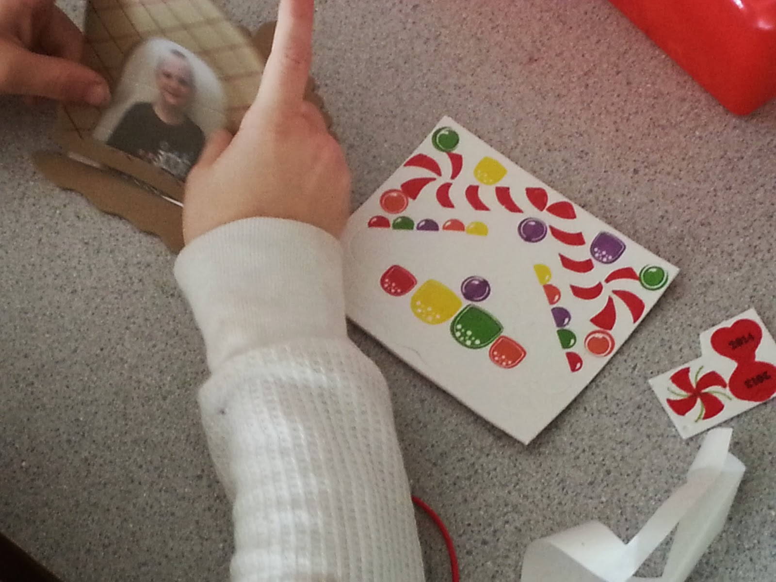 Making Ornaments In The Primary Classroom - Elementary Nest