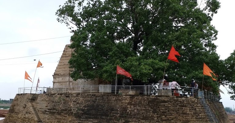 Hindu Temples of India: Kuleshwar Temple, Rajim, Chattisgarh