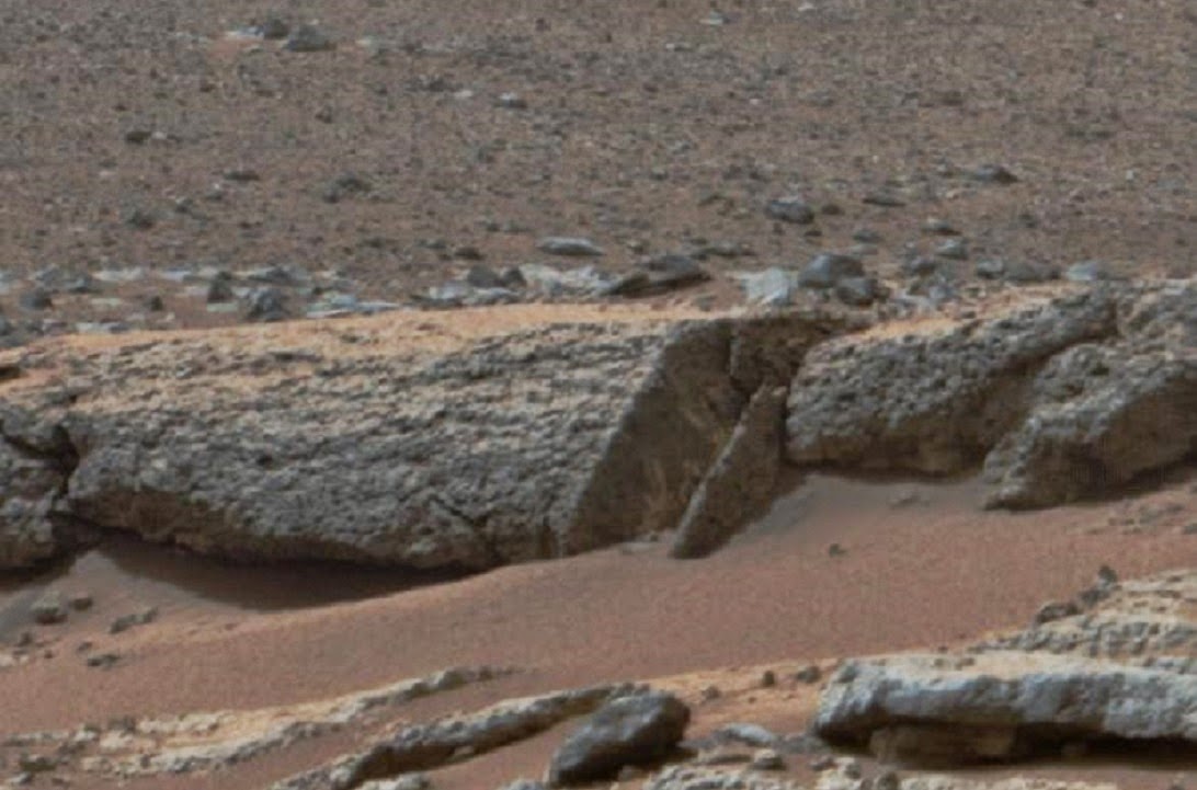 Mars Alien Female Statue/Bust Artifact And Ruins Found In NASA JPL Imag...