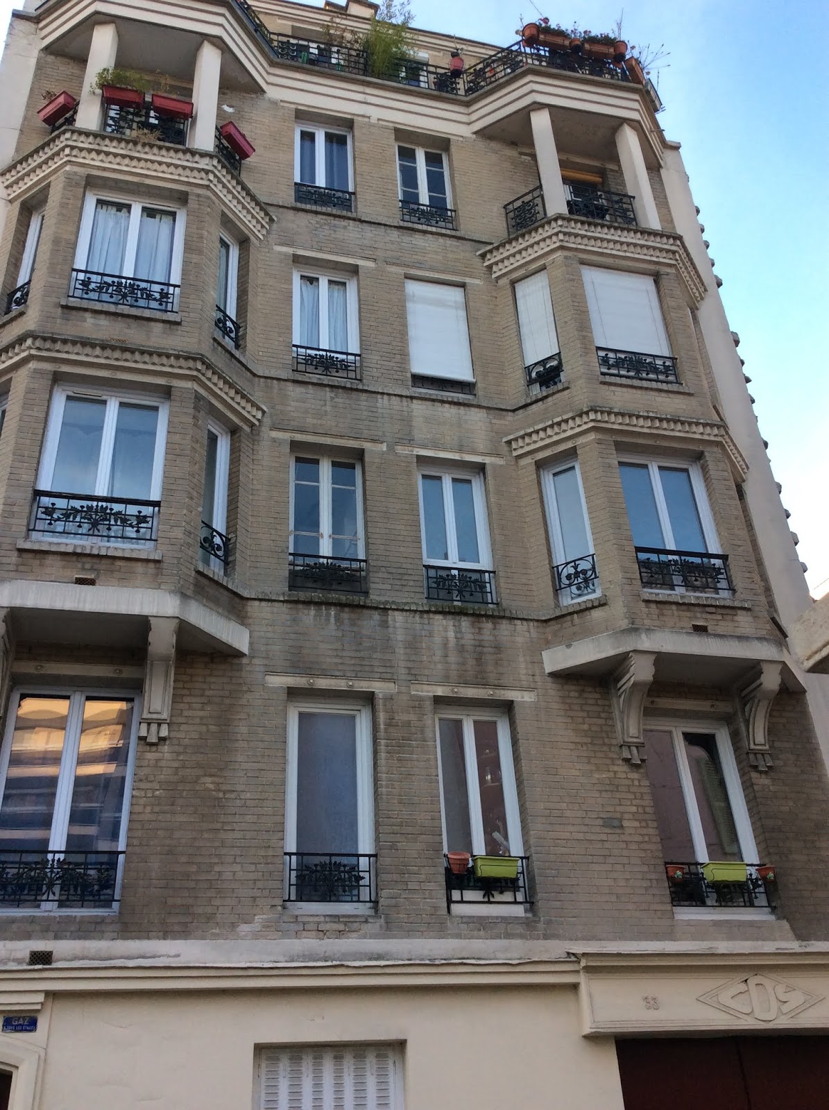 Habitants du Plateau des Buttes Chaumont: Rue des Annelets