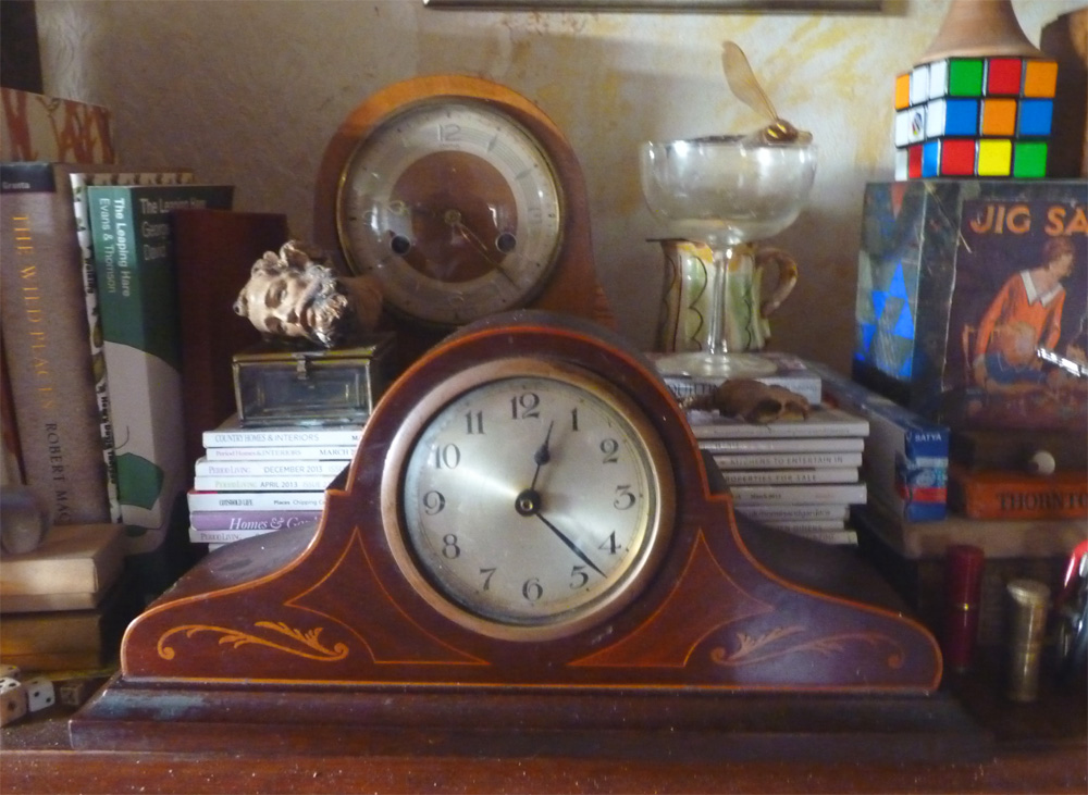 Middle of Nowhere: A load of old clocks