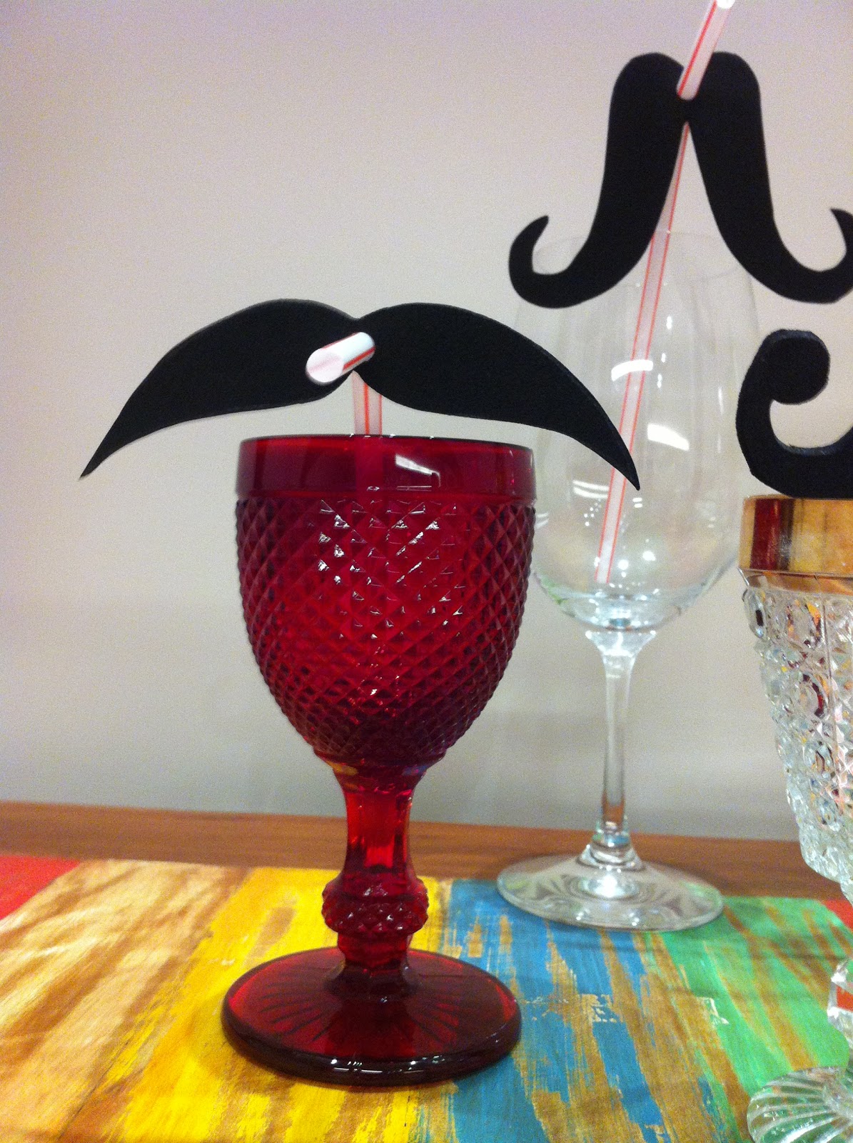 toys - Reciclagem divertida e artesanato: Bigodes