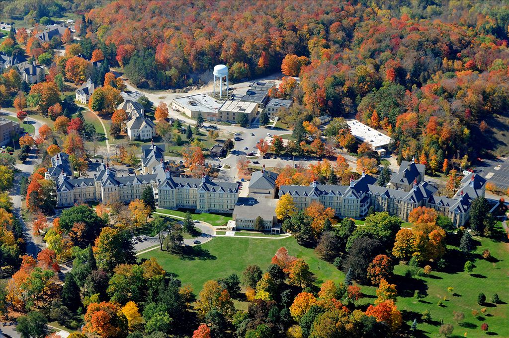 Asylum History: Architecture: The Kirkbride Plan