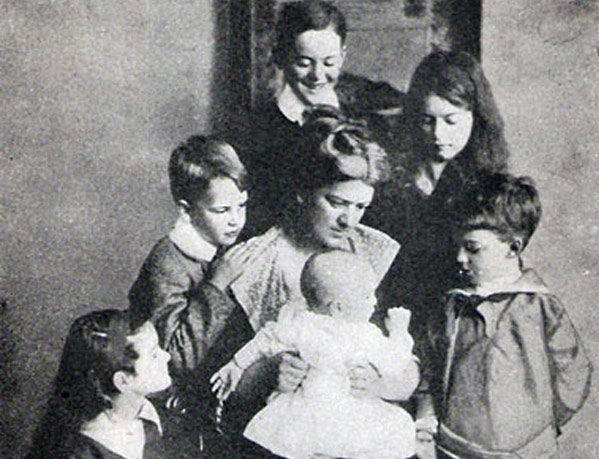 Terri Wangard: Lusitania Passengers: the Crompton Family