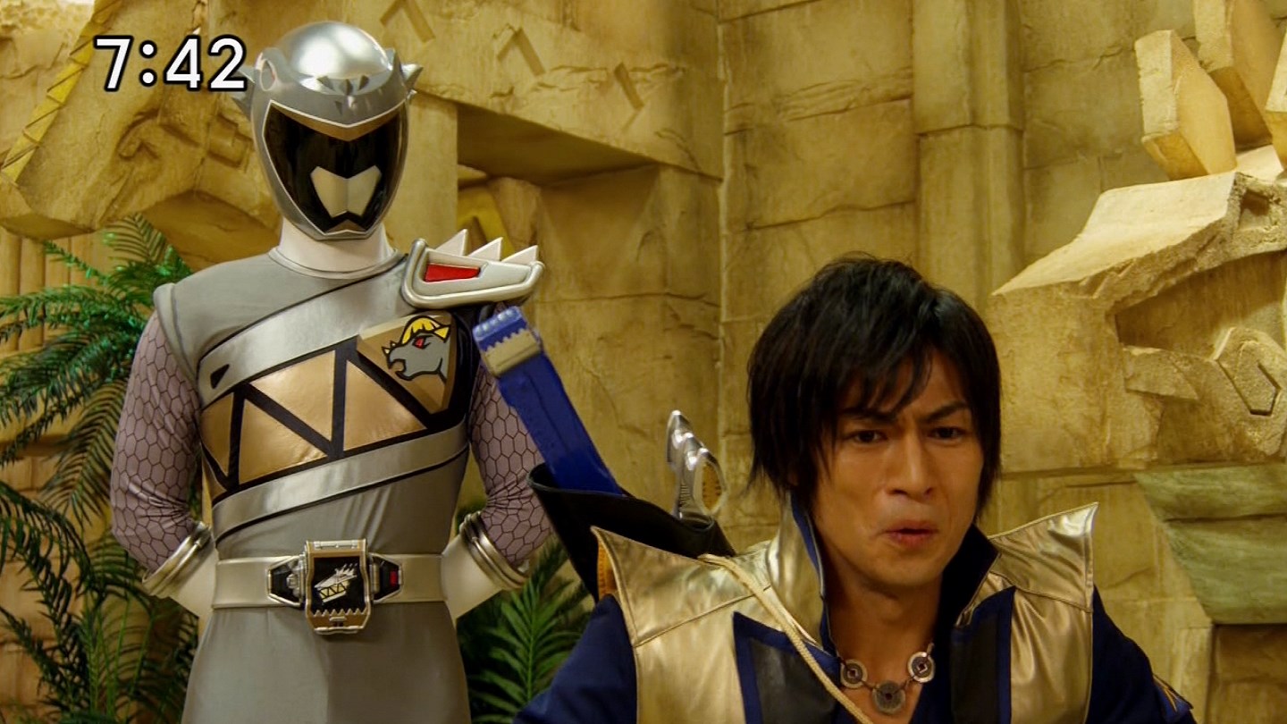 Henshin Grid: Kyoryuger Brave 17 Images - Kyoryu Gray