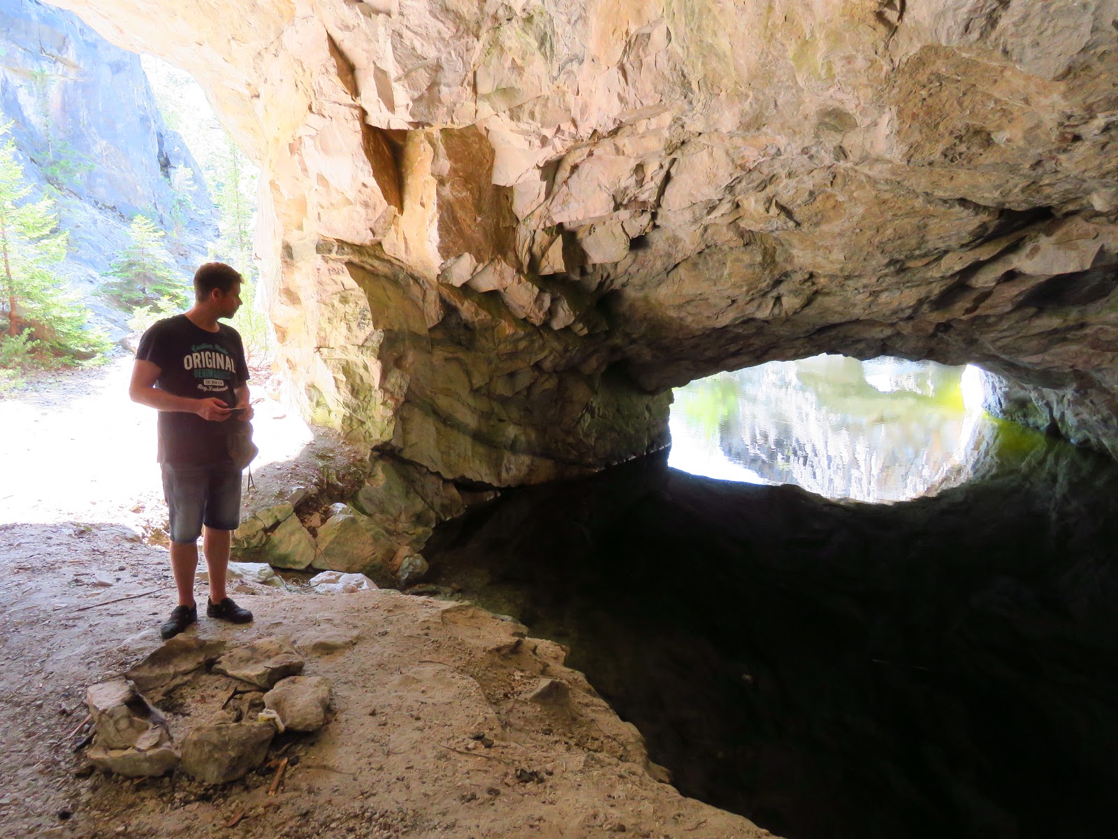 Kaislatuuli: Venereissu Ahvensaareen