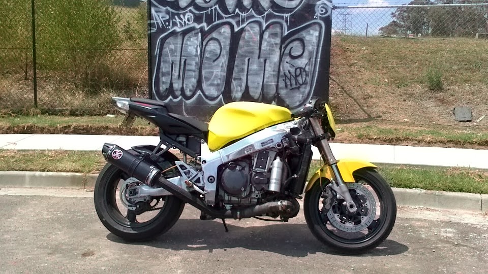 Best Bike to Turn into a Streetfighter Motorcycle | StreetFighter ...